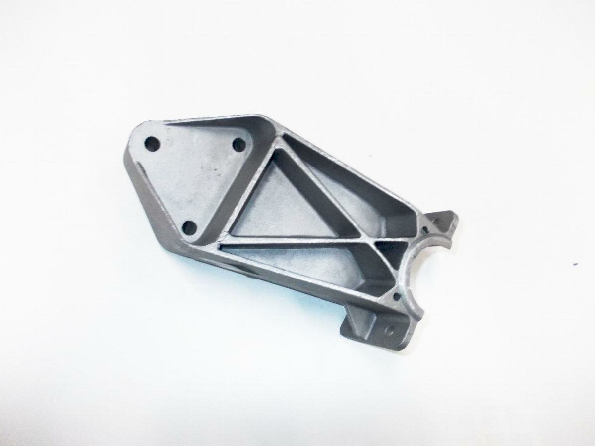 Кронштейн крыла заднего левый/правый DAF CF 75/85/XF 95/105 TD0661042B (TangDe)