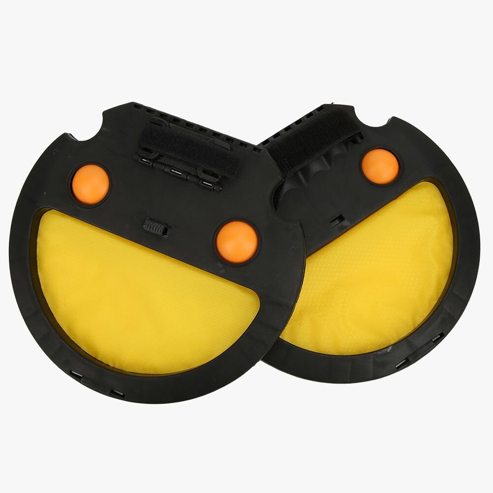 Детская игра в бейсбол с мячом и ракеткой для активного отдыха на свежем воздухе