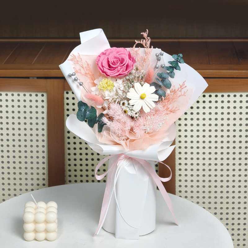 Миниатюрный букет роз в корейском стиле из стабилизированных живых цветов, готовый рождественский подарок, от производителя.