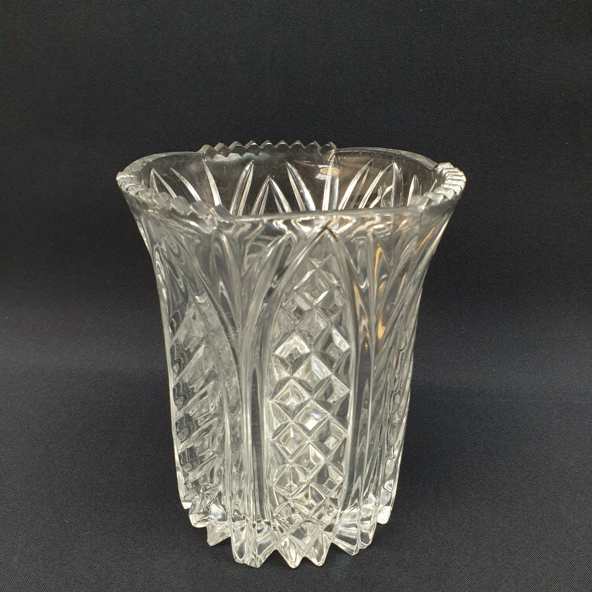 Винтажная ваза , хрусталь, высота 17 см, винтаж СССР