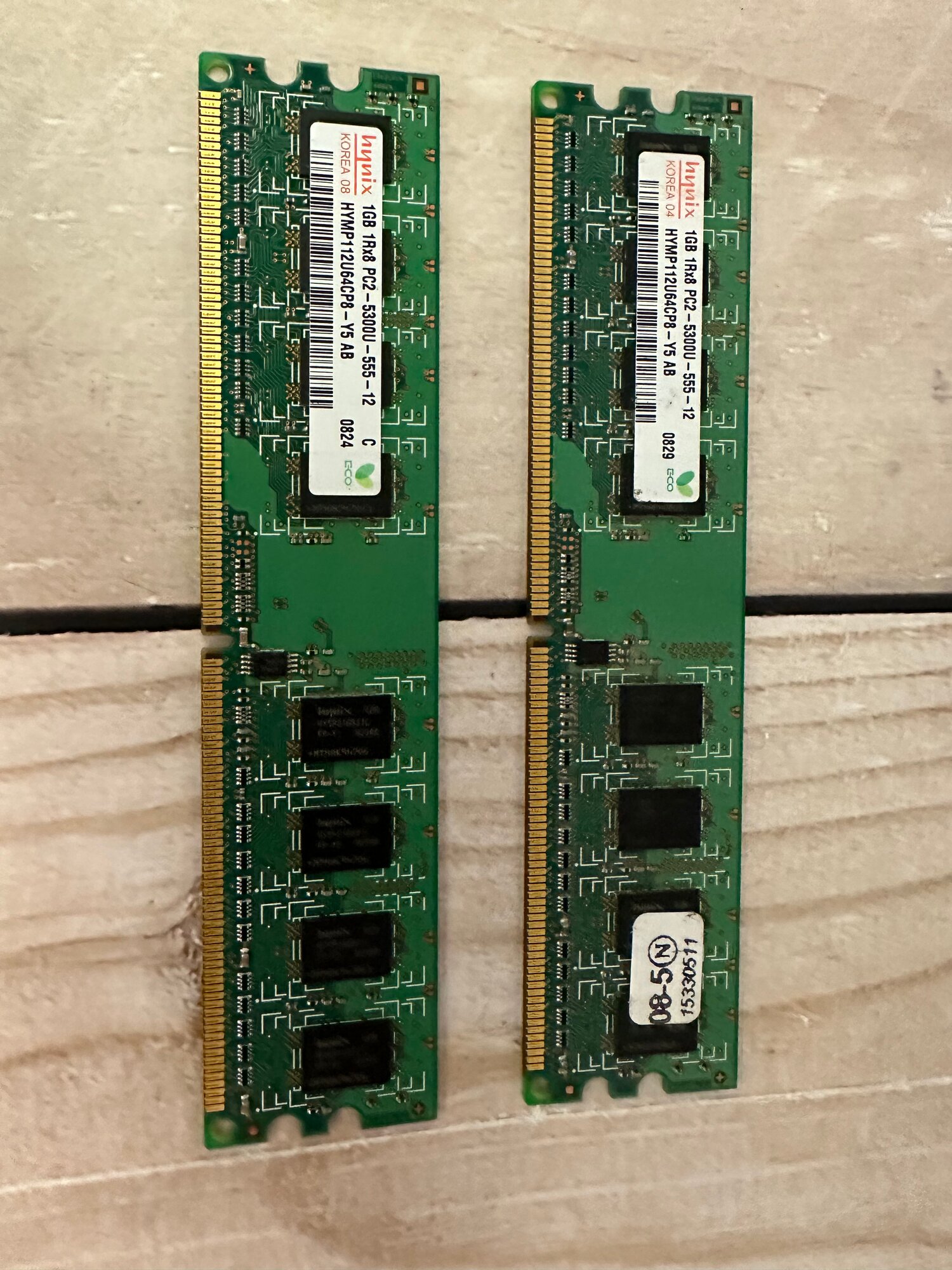 Оперативная память Hynix DDR2 DIMM Объем - 2х1gb (2gb)
