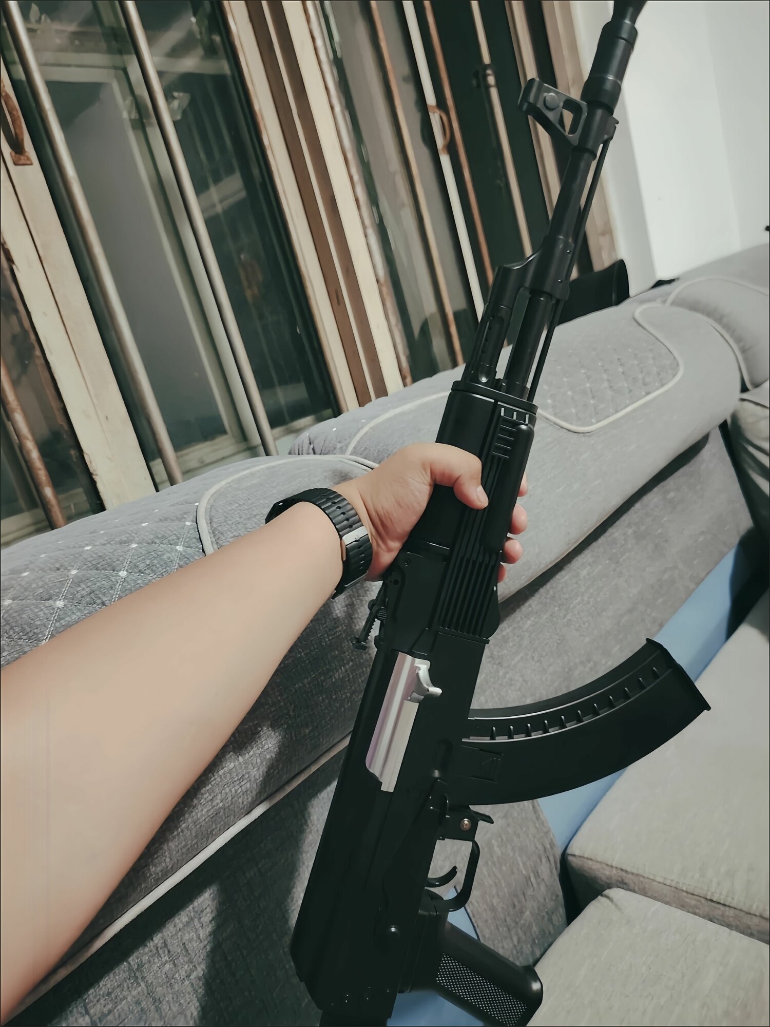 Игрушечное оружие