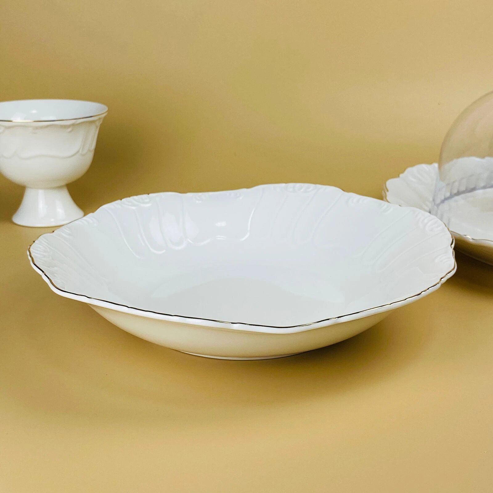 Круглое глубокое блюдо 26см крокус золото Фарфор 109-256 118-109-256