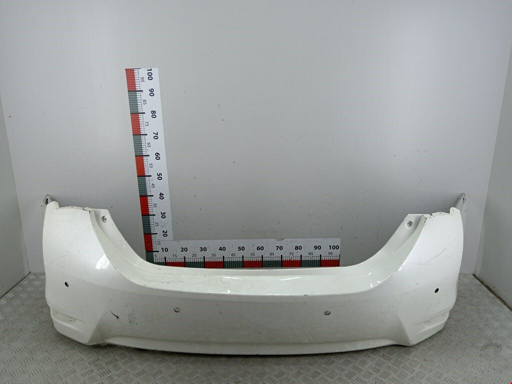 Бампер задний Toyota Corolla 11 5215902A20 арт. 2239546