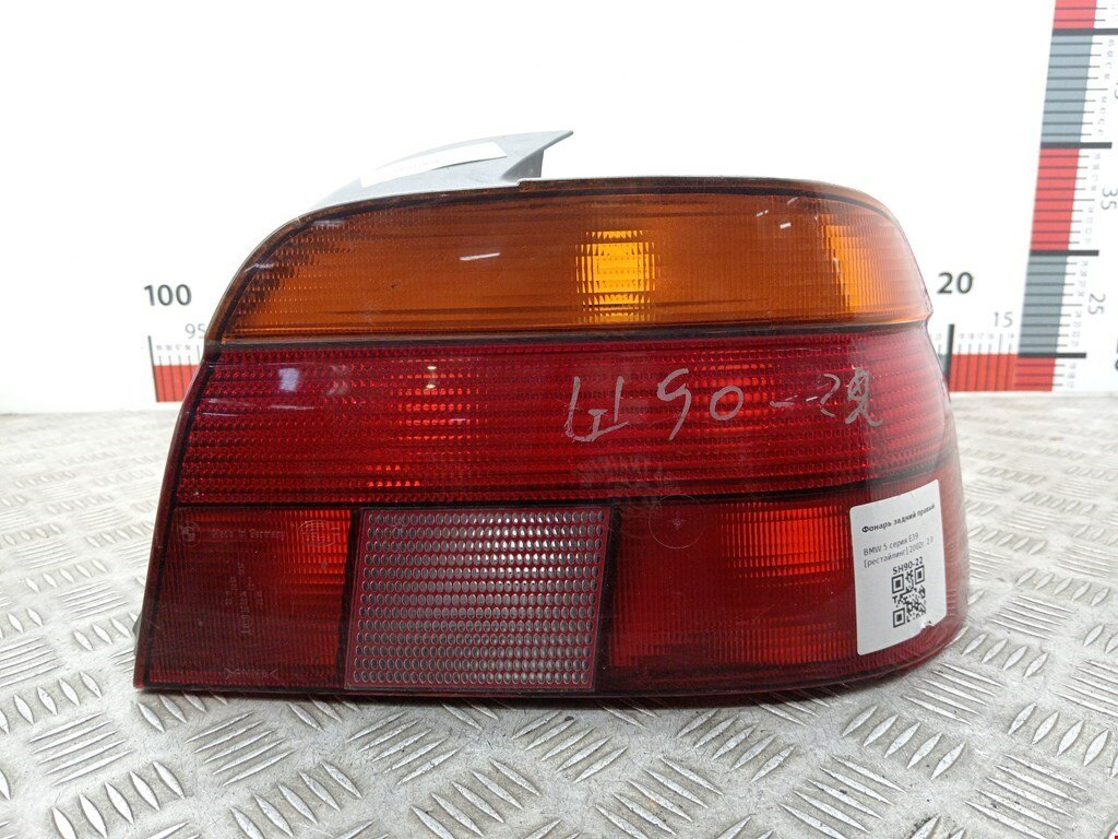 Фонарь задний правый BMW 5-Series (E39) 63218363558 арт. 2243857