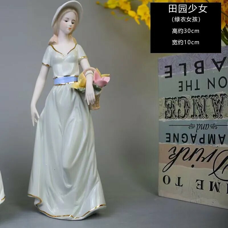Статуэтка Девушка в шляпке с цветами и корзиной цветов 30 см фарфор