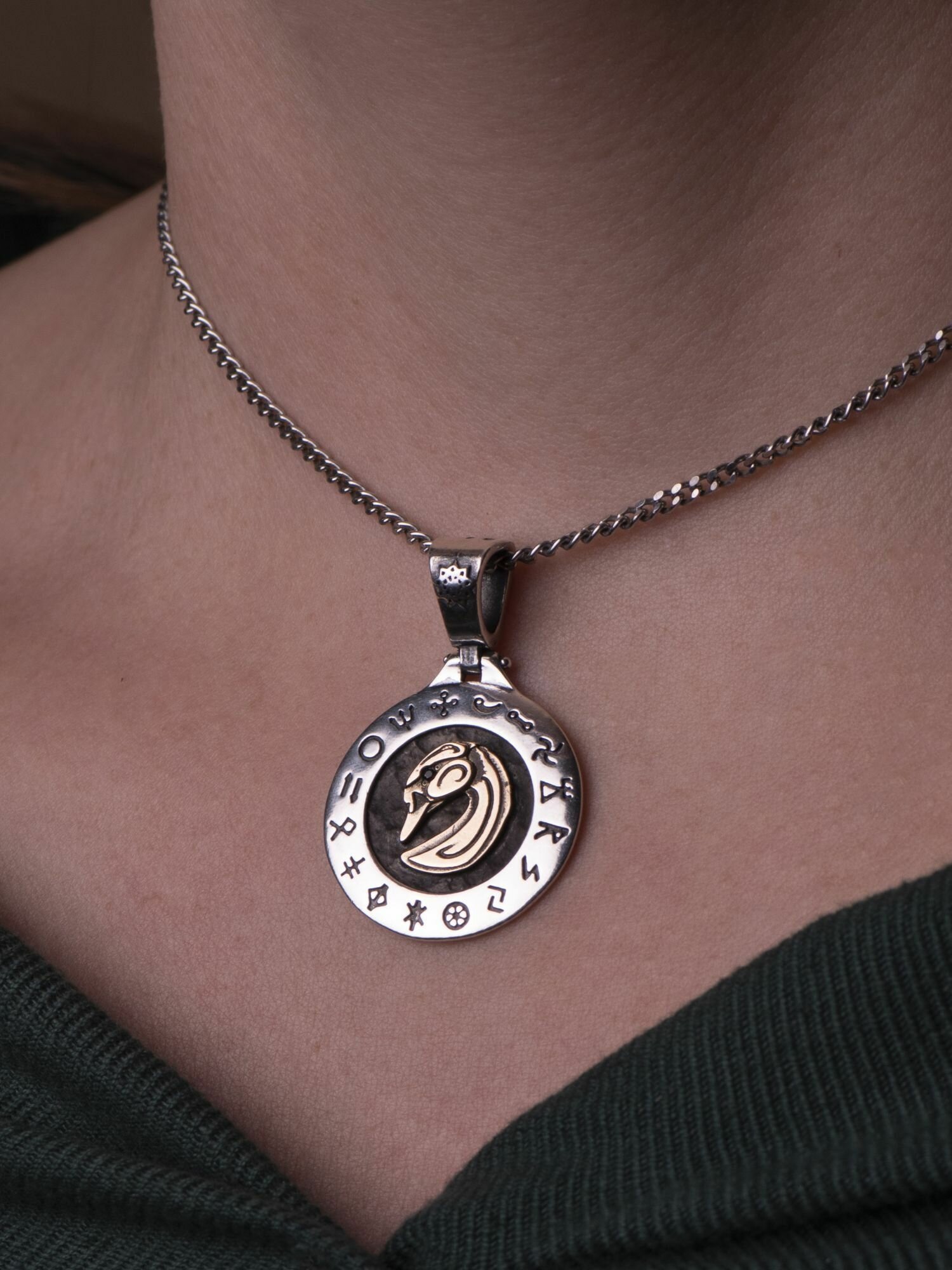 Подвеска Сила Предков, серебро, 925 проба, чернение, шпинель, бронзит