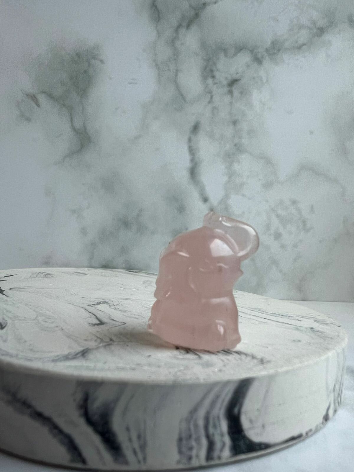 Фигурка-сувенир мини "Слоник хобот вверх" из натурального камня Розовый кварц, 25*20мм