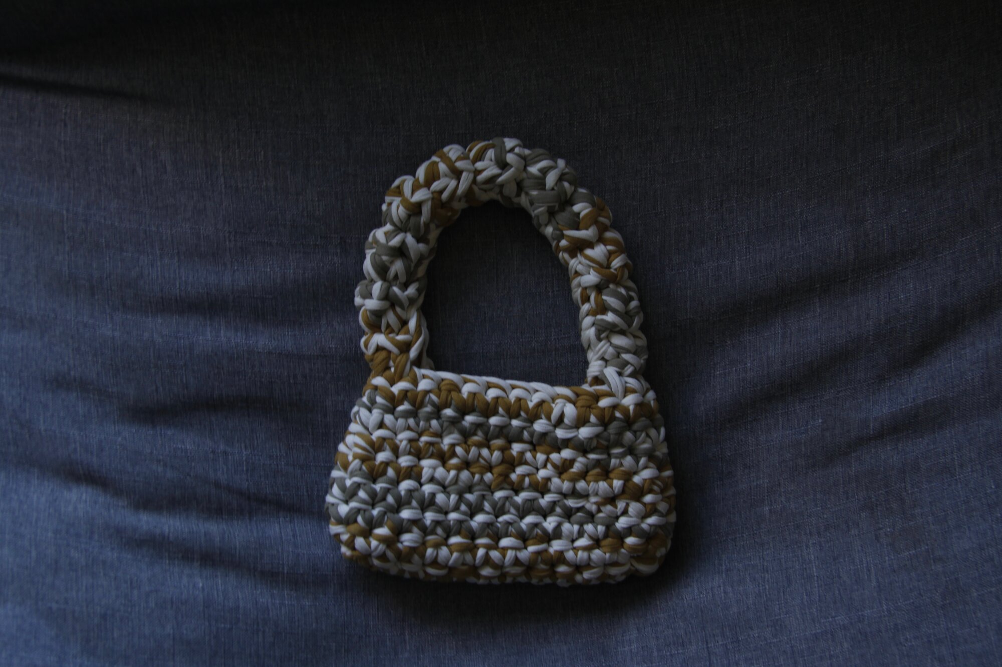 Сумка багет  Маленькая вязаная сумка firny