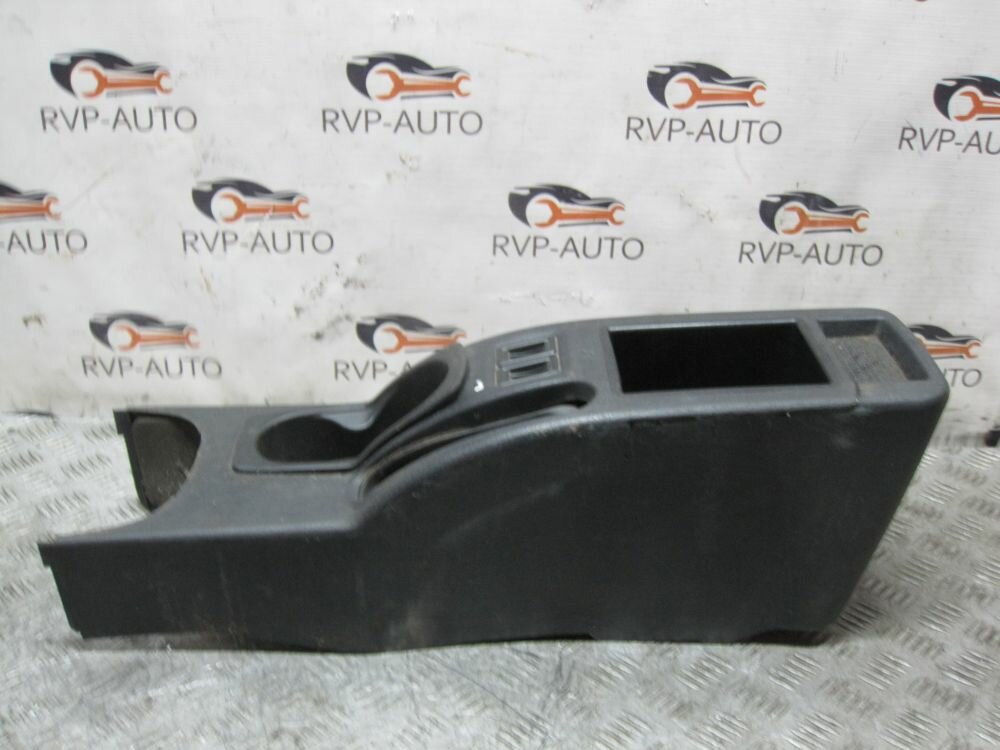 Подлокотник Mitsubishi Carisma 1999-2004 Mitsubishi