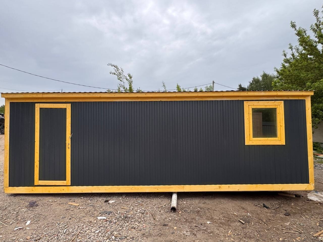 Бытовка цвет Темно-серый "Графит" утепленная размер 7х2.2 (снаружи профлист, внутри отделка оргалит)