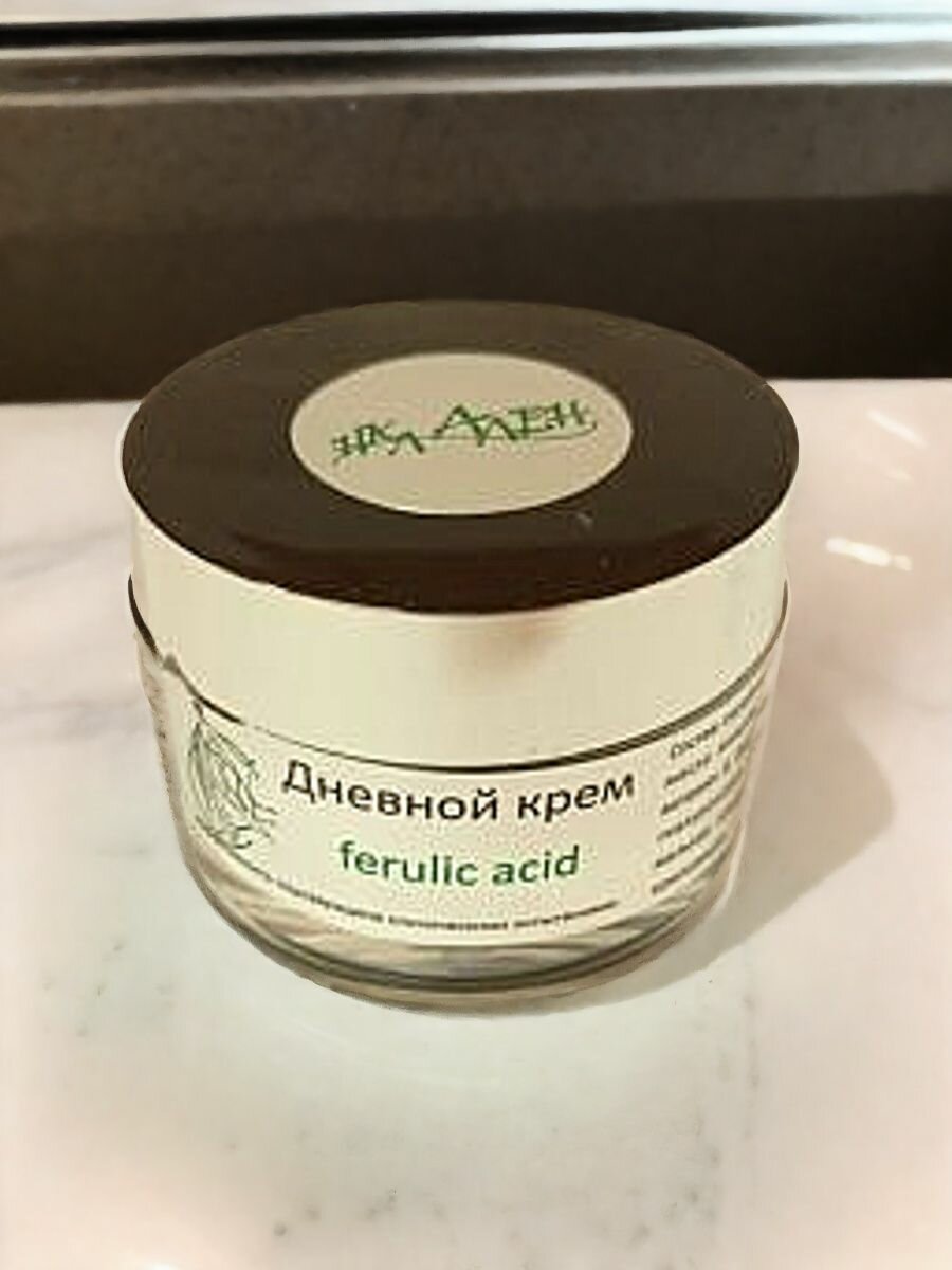 Нклален Омолаживающий дневной крем для лица с феруловой кислотой