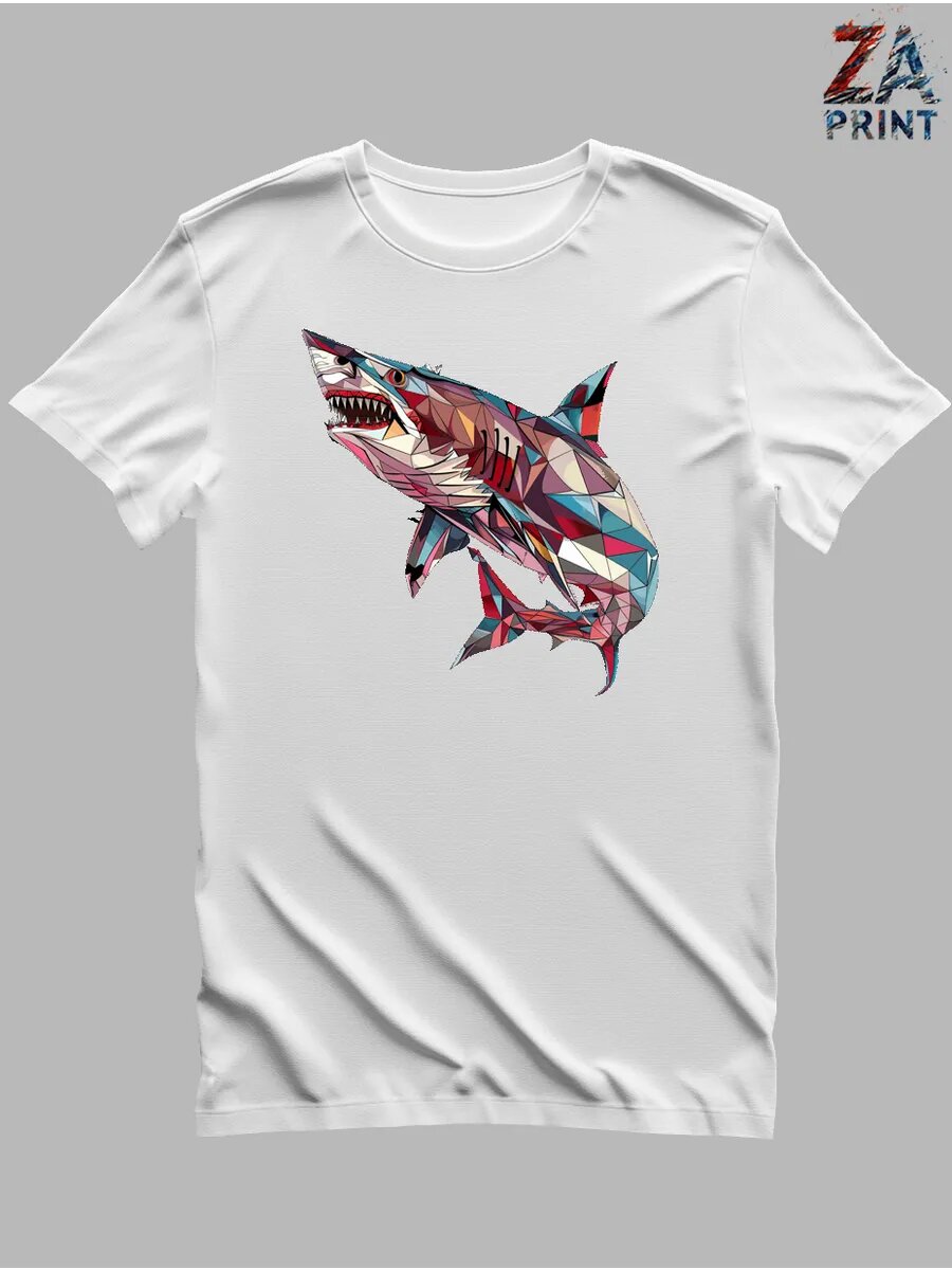 Футболка красочная акула