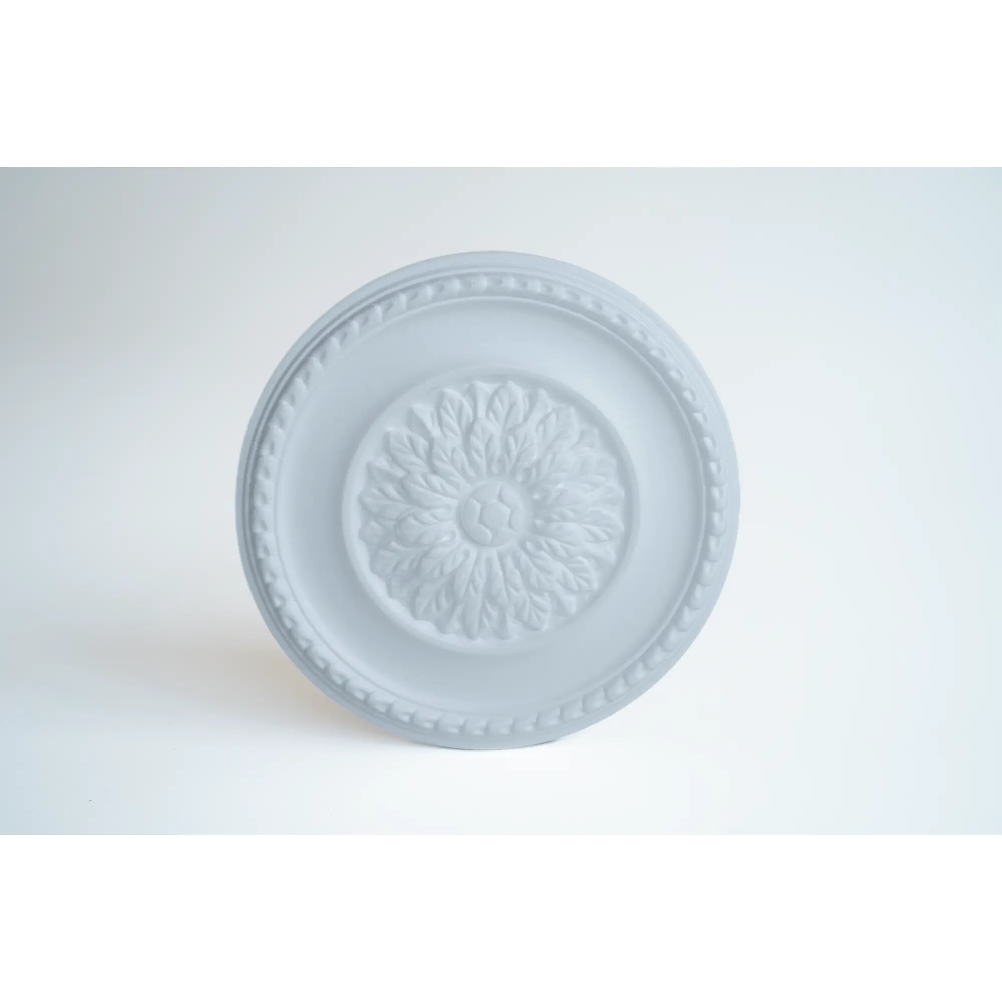 Decoflair D305-380 декоративная потолочная розетка из полистирола белая 38 см