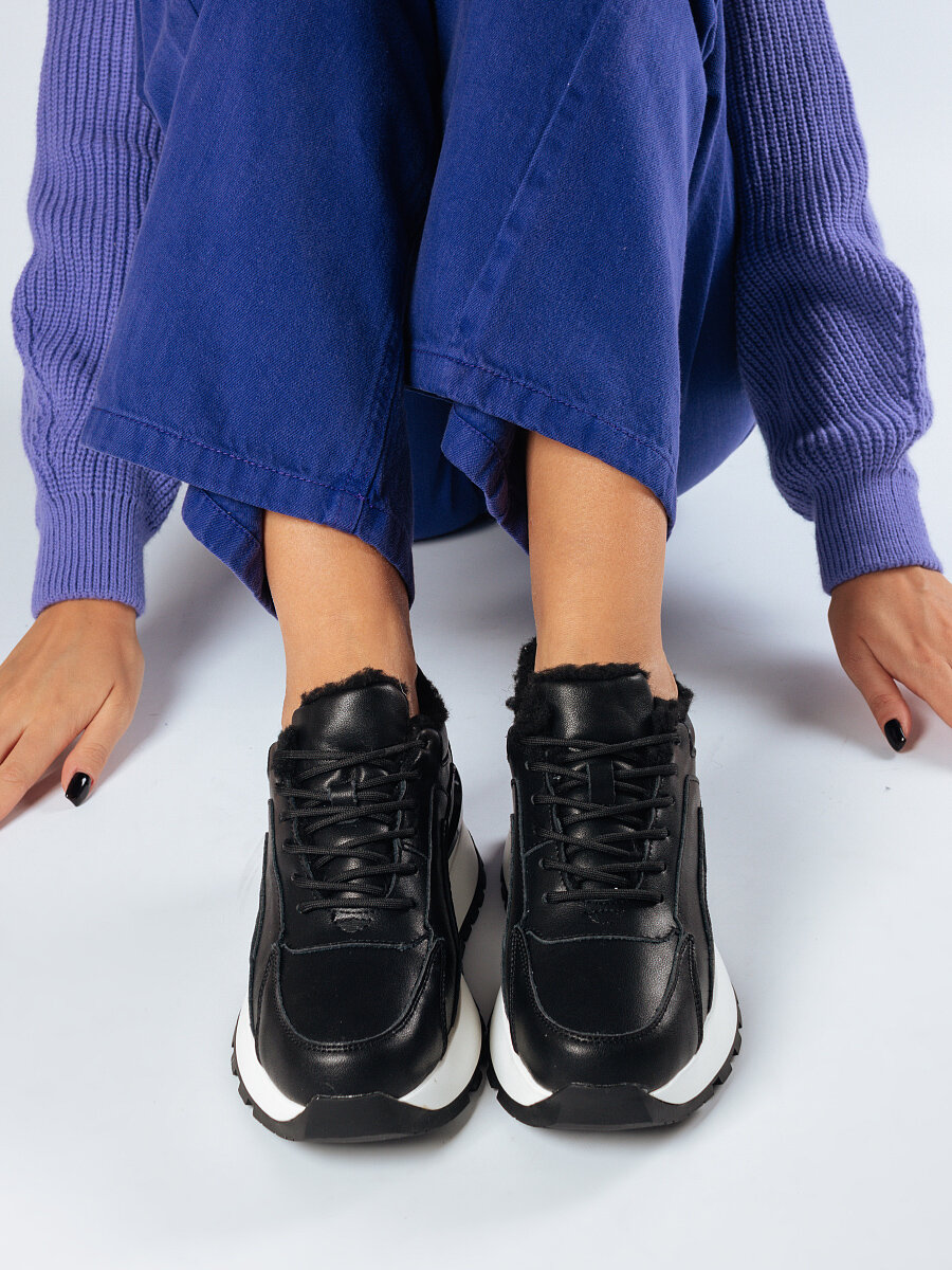 Кроссовки кеды на высокой подошве утепленные 2025