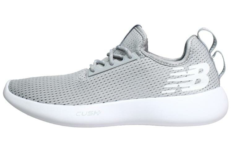 Кроссовки 650