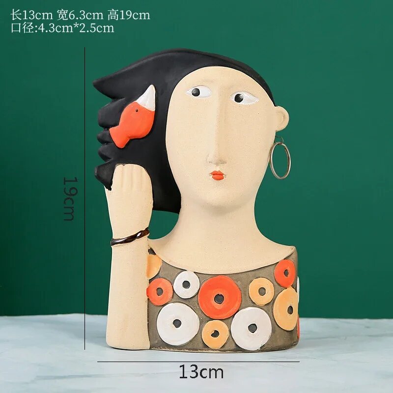 Керамическая ваза абстрактный персонаж, Style C