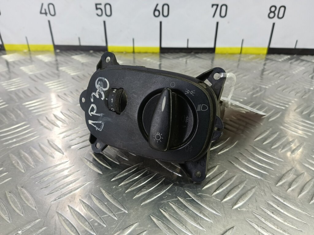 Блок управления светом Б/У для FORD Tourneo Connect I (2002—2009) 4042354