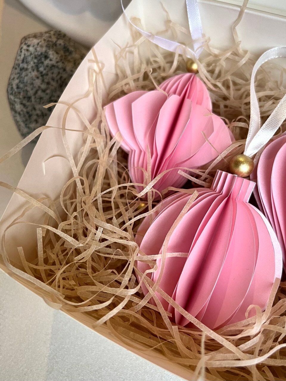 Бумажные игрушки ручной работы/Новогодние игрушки на ёлку/подарочный набор