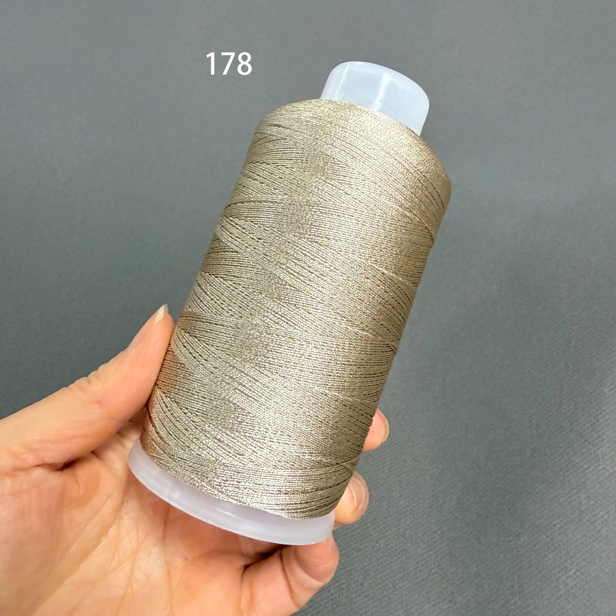 Sanbest металлизированная нить для рукоделия 4 прядки 178