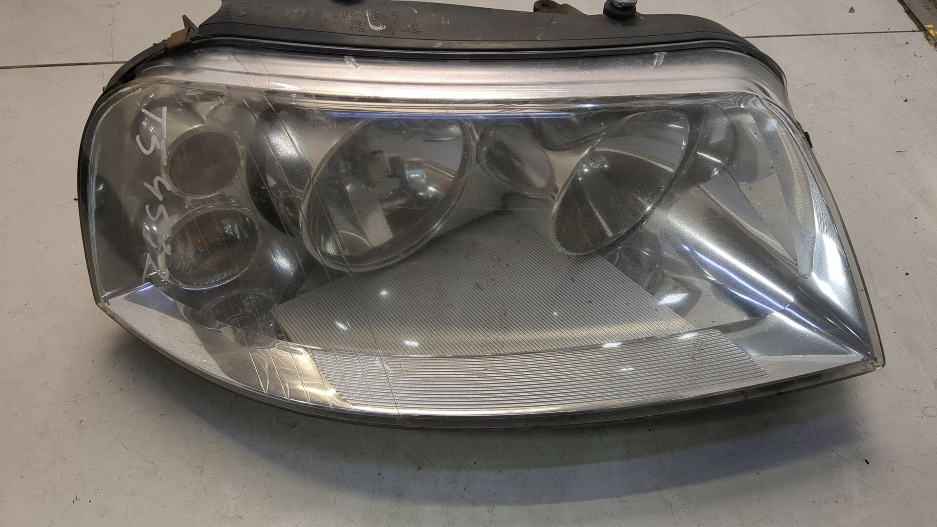 Фара (передняя) правая Volkswagen Sharan Б/У