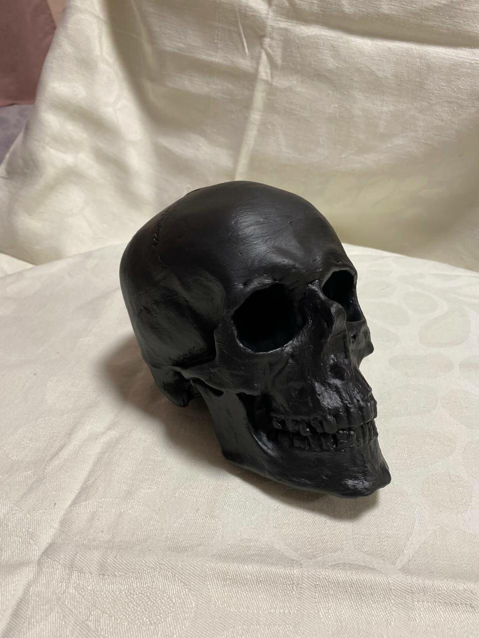 Череп реалистичный, масштаб 1:1, ручная работа