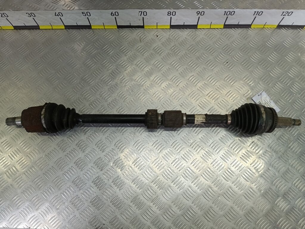 Привод передний правый Б/У для Kia Ceed ED (2006—2010) 495001H210