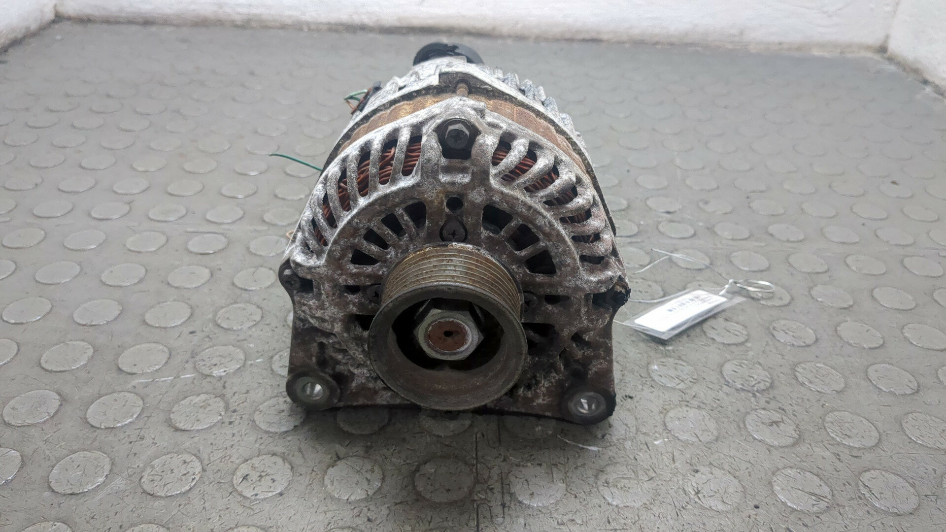 Генератор Nissan Juke Б/У