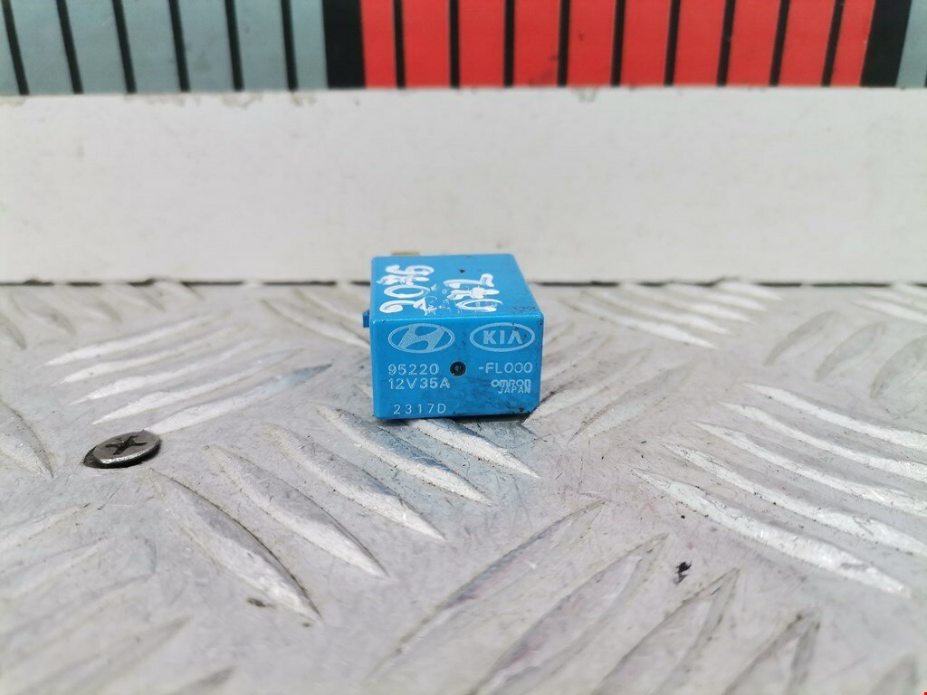 Реле Kia Sportage 2 (KM) 95220FL000 арт. 2076072