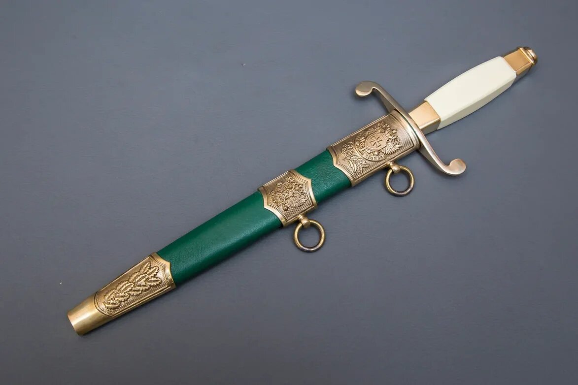 Кортик офицерский Пограничной службы литье латунь, рукоять пластик