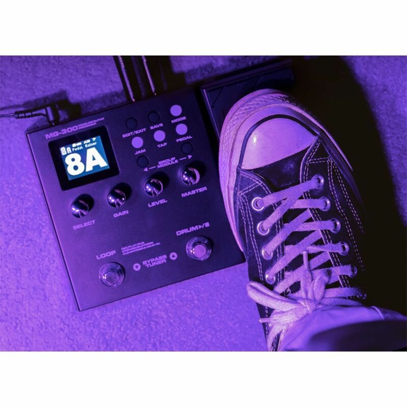 Гитарный комбоусилитель — фото 1
