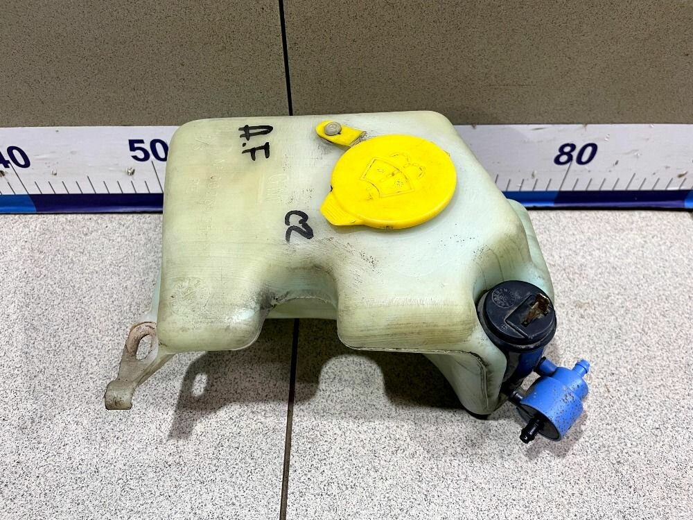 Бачок омывателя лобового стекла Opel Astra F 1450545