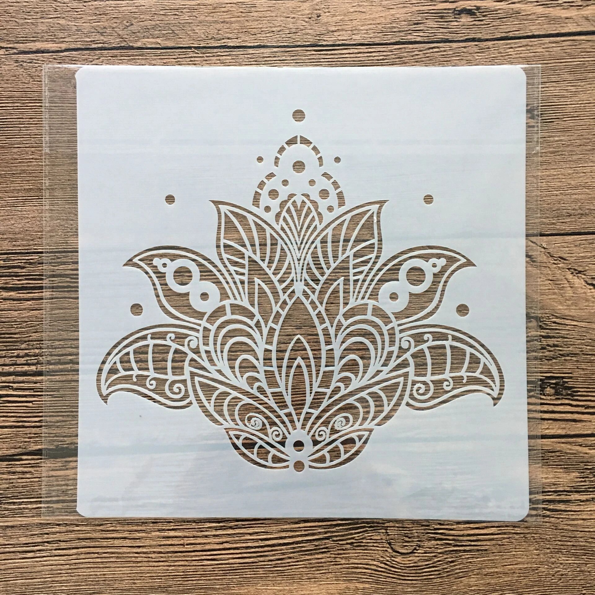 Трафарет PenhuaMoban 20x20 см белый 11