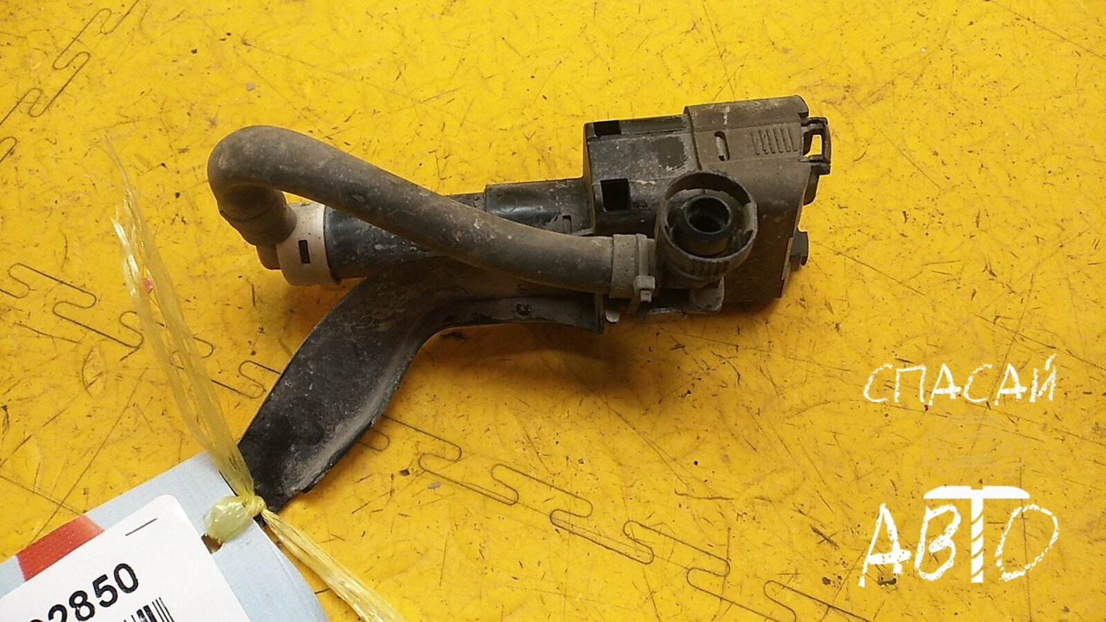 Форсунка омывателя фар CX 7 Mazda EH105182Y