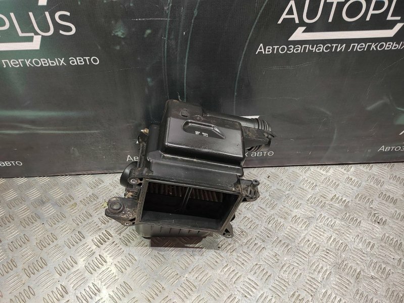 Корпус воздушного фильтра Kia Ceed 2011 (G4GC) Б/У с пробегом Арт. 28100-2H100
