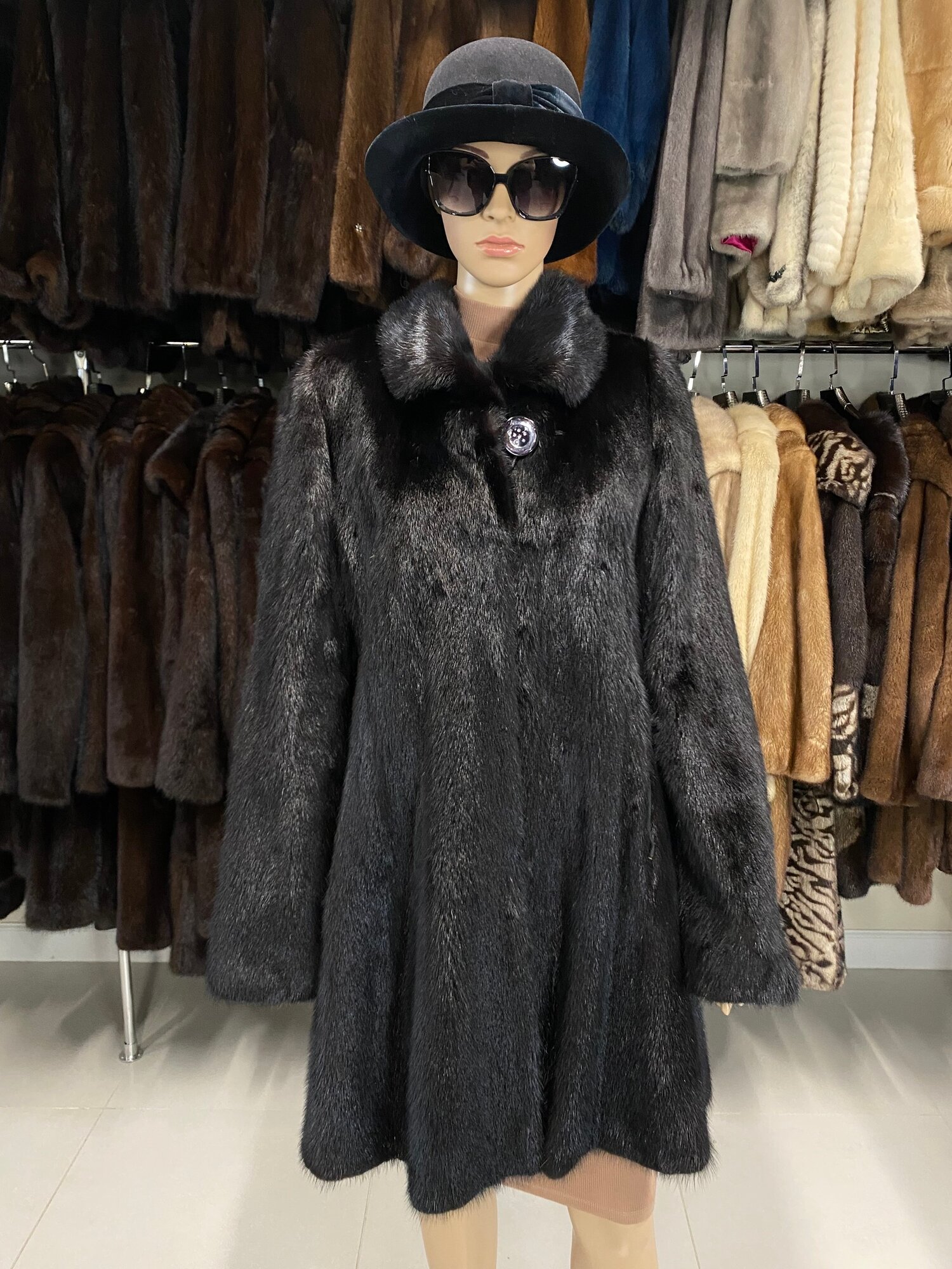 Шуба. Премиум. Норка. С воротом 44-46 р.