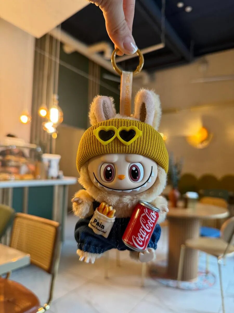 Игрушка лабубу LABUBU с колой