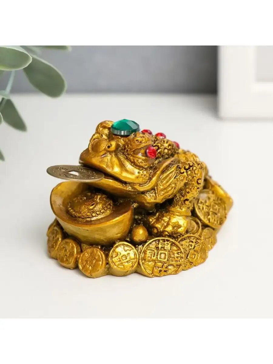 Денежная жаба на монетах