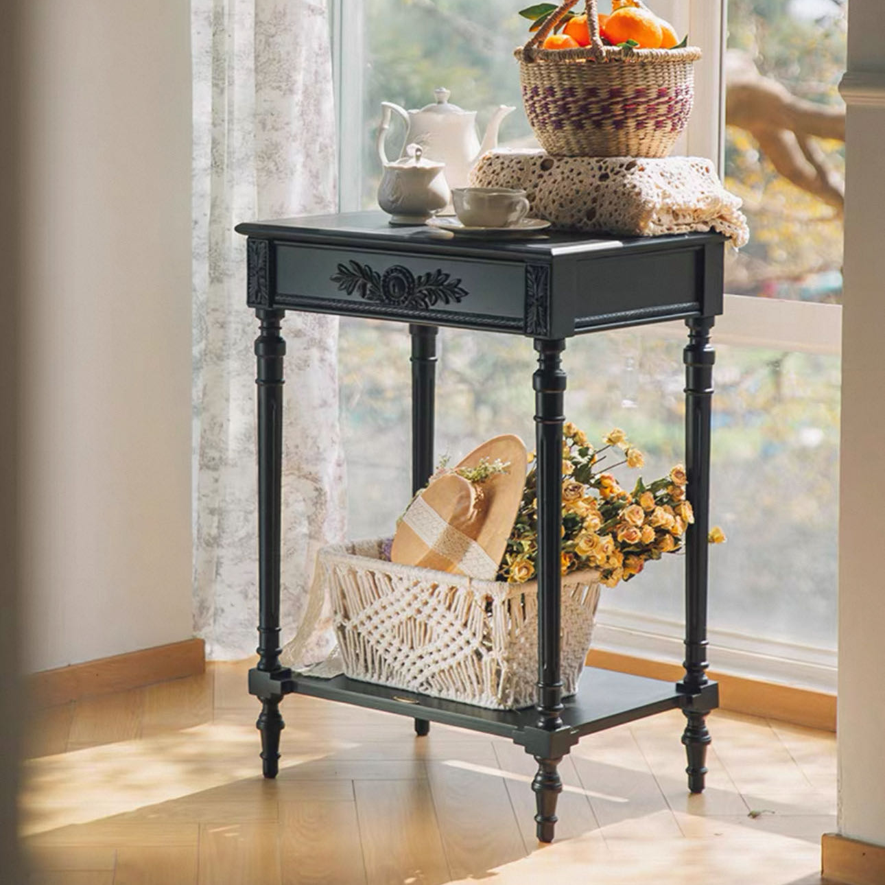 Интерьерный высокий столик с ящиком для хранения во французском стиле Bastide (черный)