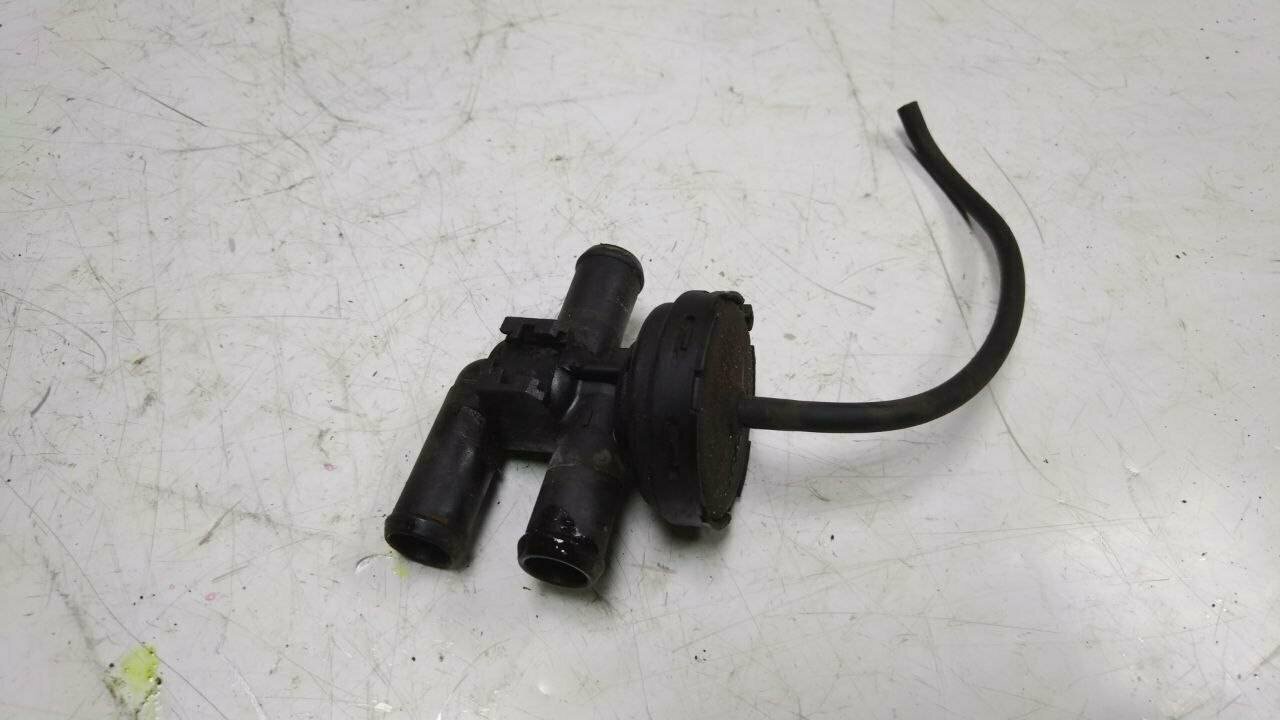 Кран отопителя (печки) Saab 9-5 2-й рест. 2008 90457649