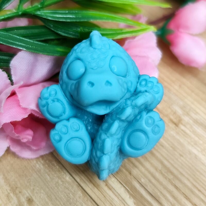 Силиконовая форма для конфет Brilliant Mold. Молд Дракоша на спинке