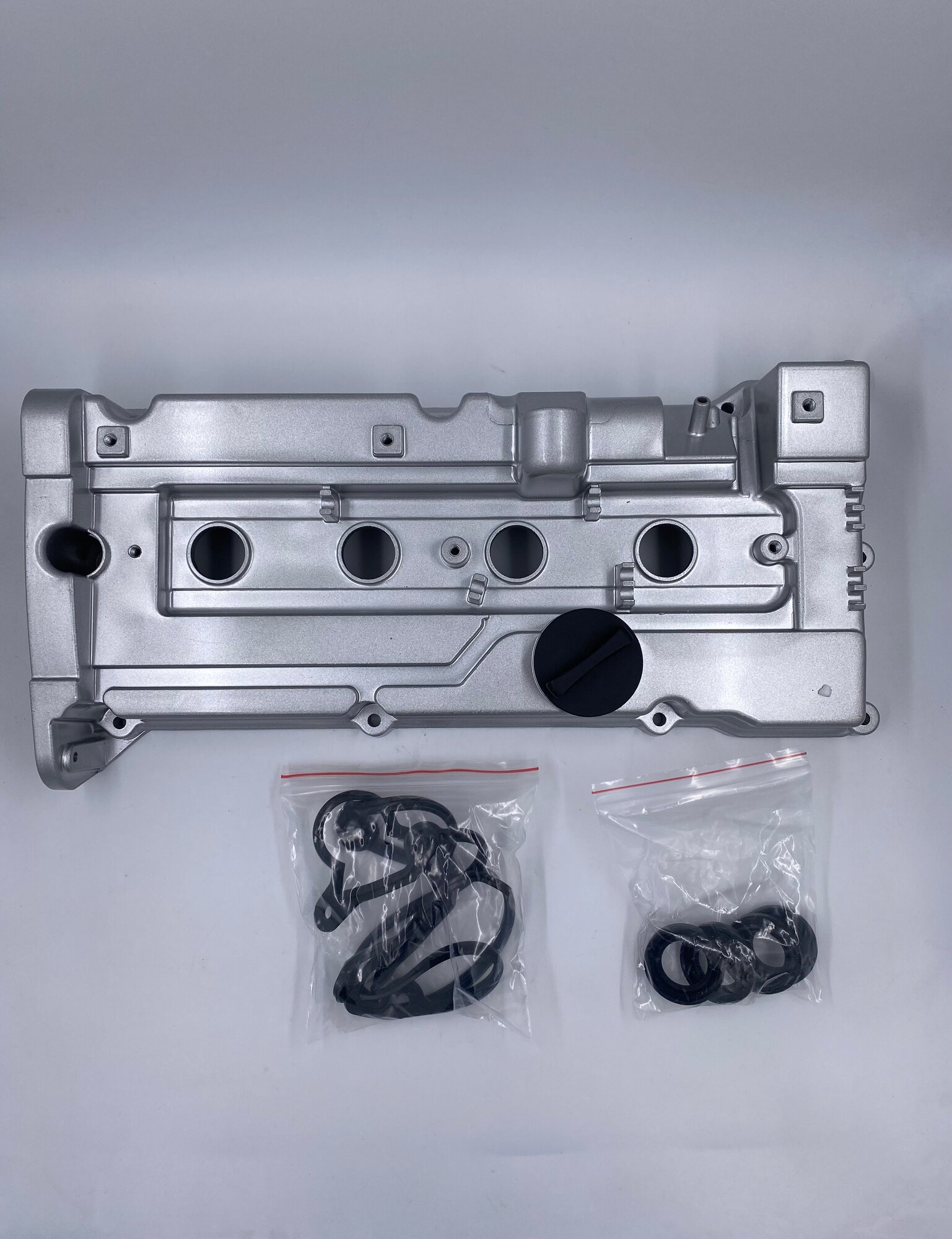 Алюминиевая Клапанная крышка Hyundai Accent 1.5, Getz 1.4,1.6, Elantra 1.6, Rio 2 1.4,1.6