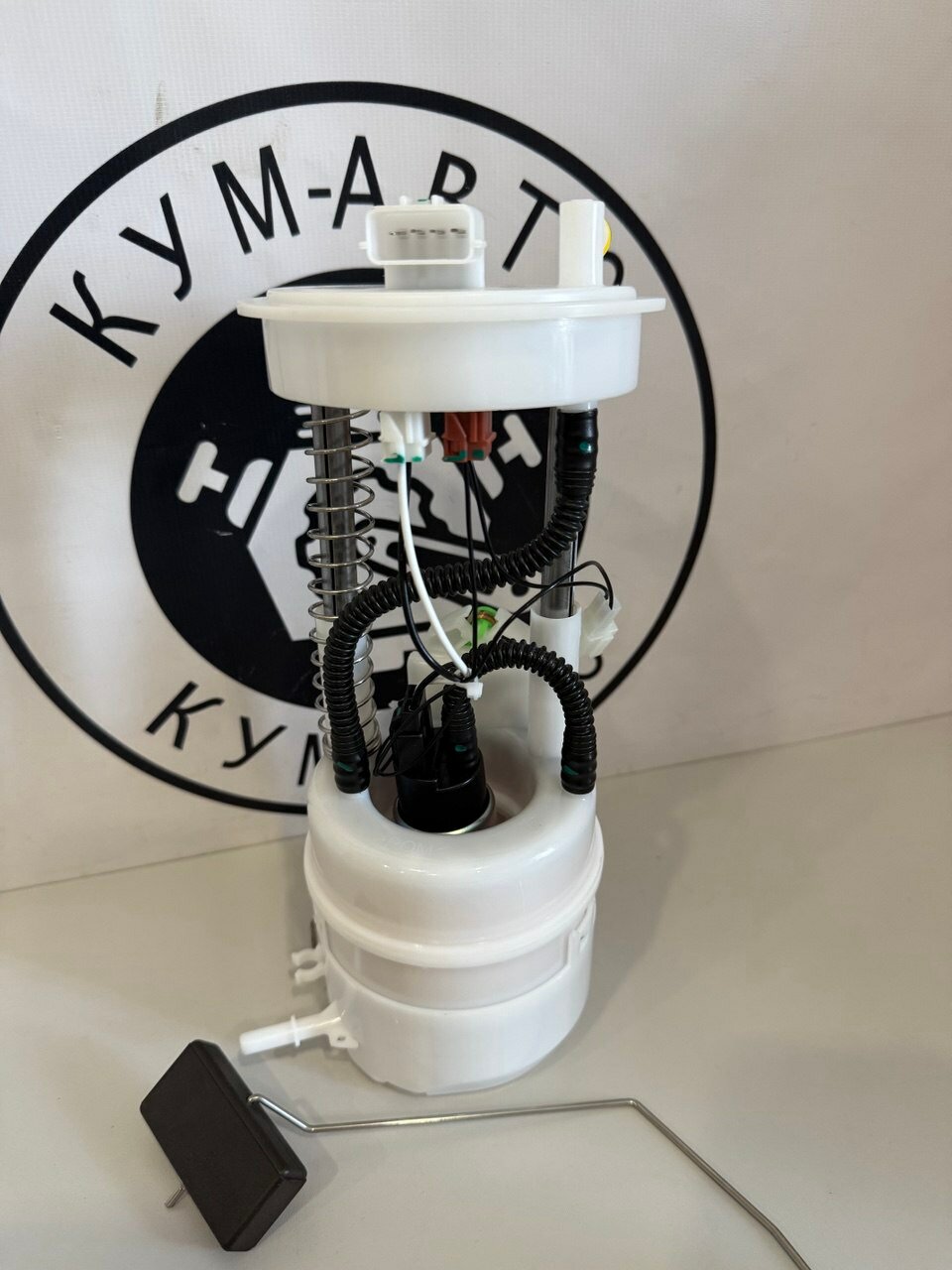 Топливный насос в сборе NISSAN X-TRAIL T31 07-14 4 контакта на фишке