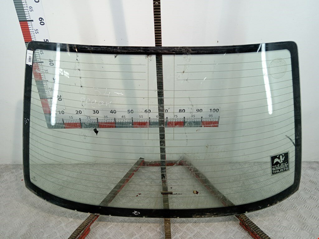 Стекло заднее BMW 5-Series (E34) 51318181395 арт. 2247599