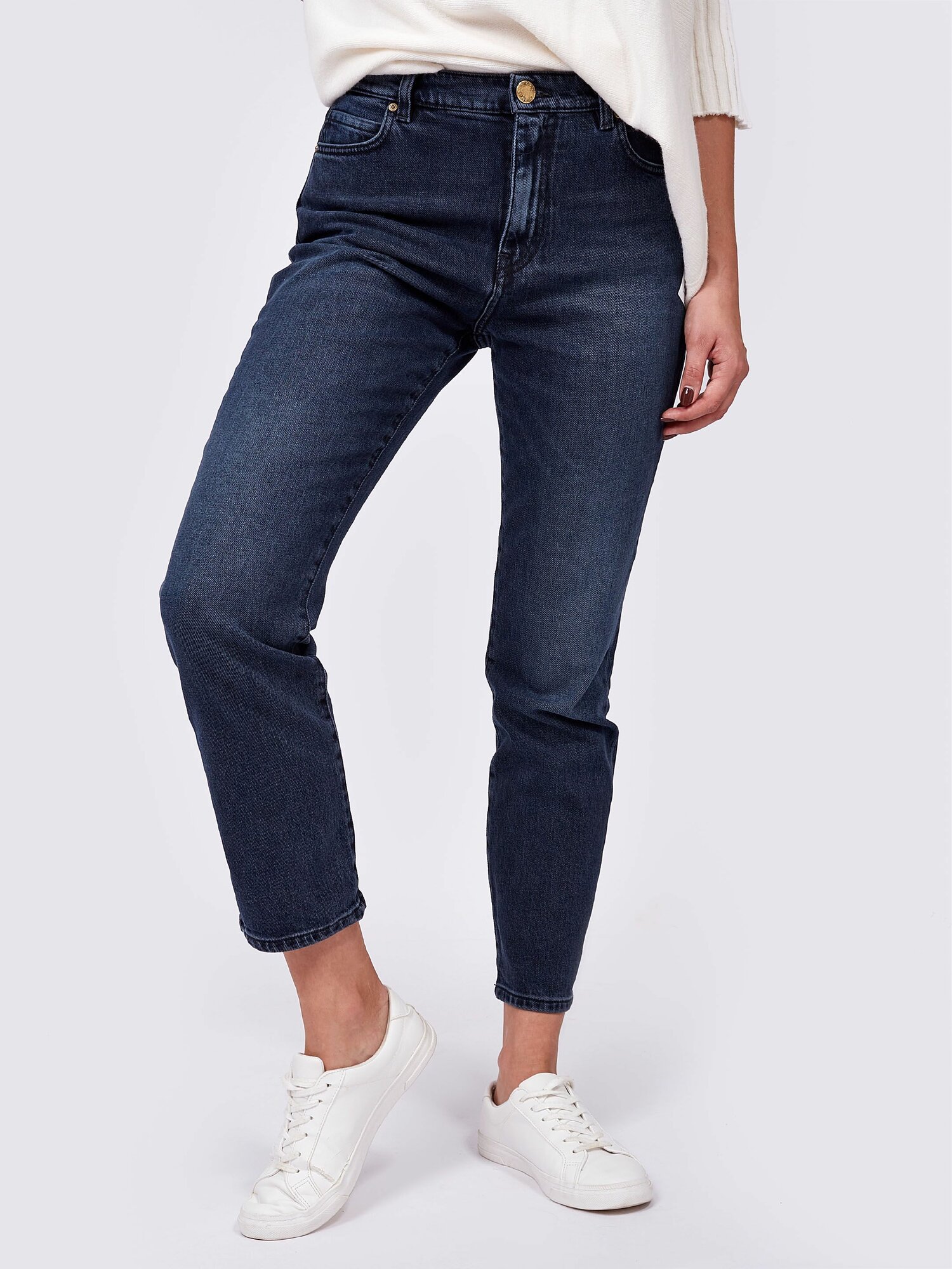 Джинсы зауженные 