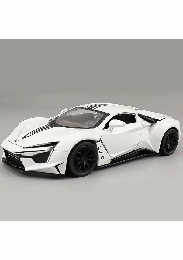 Модель спортивного автомобиля W Motors Lykan Fenyr Supersport из литого металла, белого цвета, масштаб 1:24