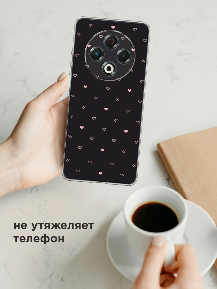 Чехол на Tecno Spark 30 / Текно Спарк 30 с принтом "Черный фон и сердечки" — фото 1