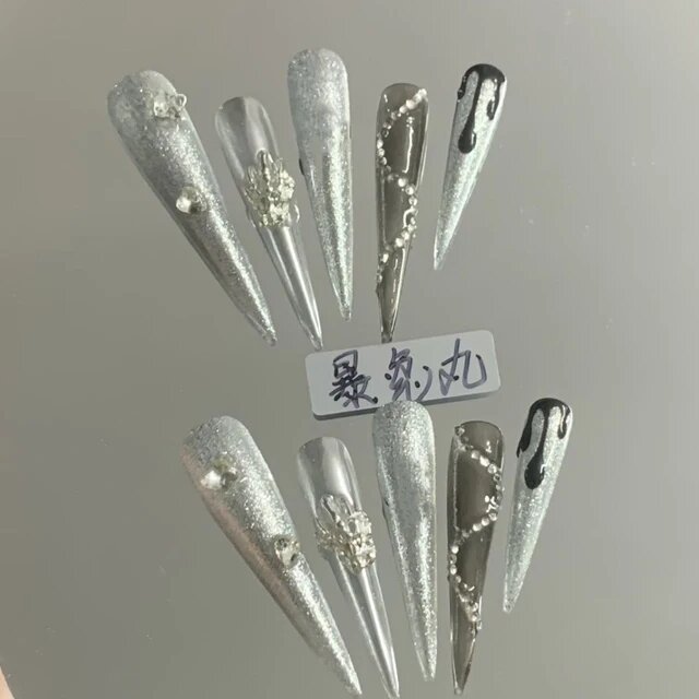 Набор из 10 горячих длинных заостренных ногтей ручной работы в форме гроба, полностью покрывающих ногти, накладные ногти Sanrio KT с металлической цепочкой и сверкающими бриллиантами в виде цветка, Размер: М-16-12-13-12-10