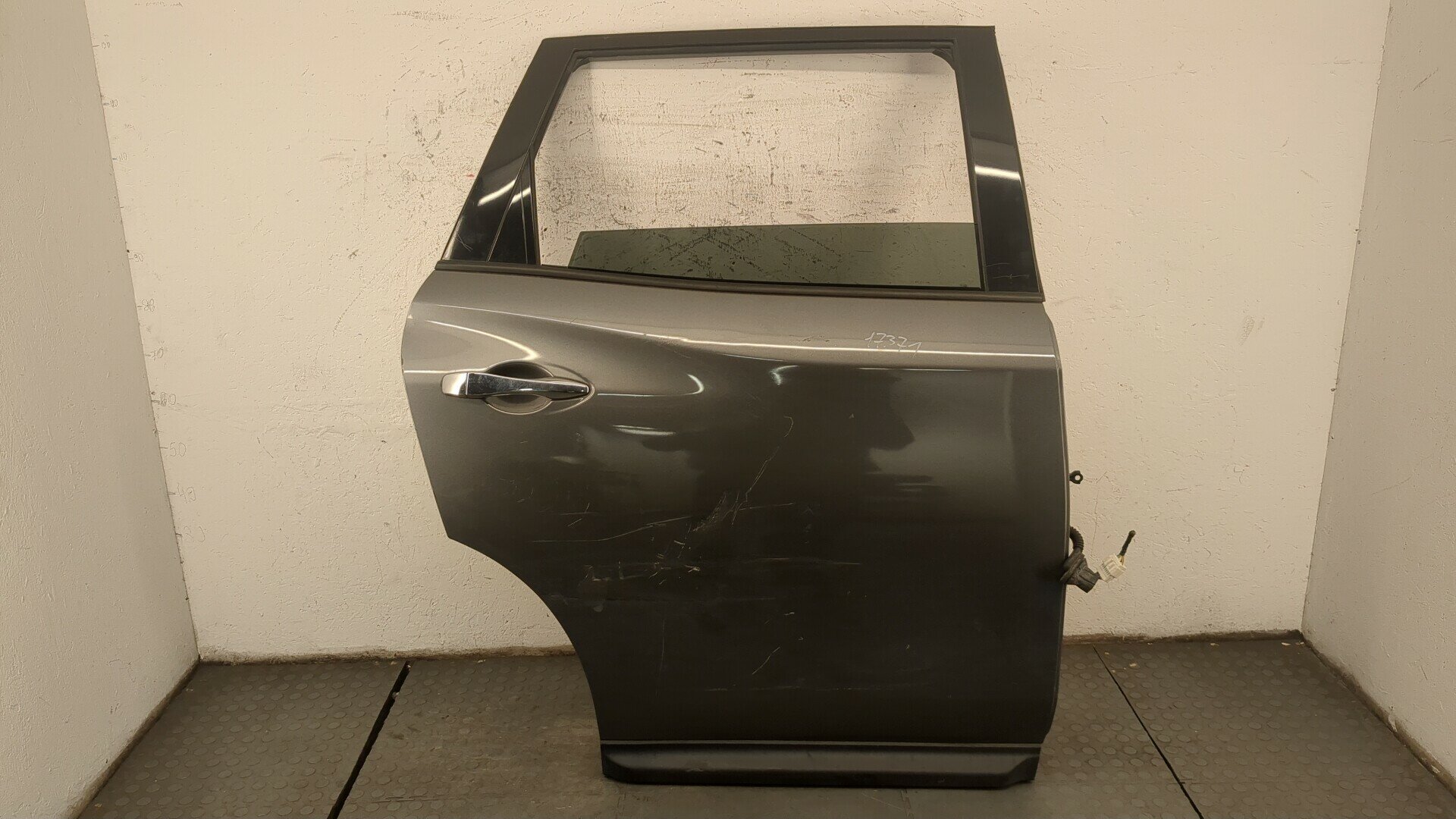 Дверь боковая (легковая) правая задняя Nissan Pathfinder Б/У