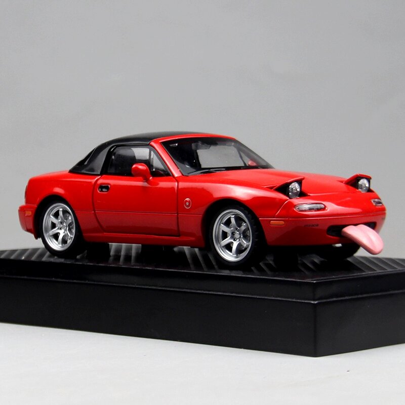 Модель автомобиля Mazda MX-5 из сплава 1/32 с подставкой, красный